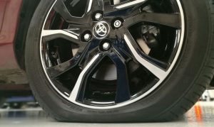 Tyre pressure warning light: What is it? - Toyota UK Magazine