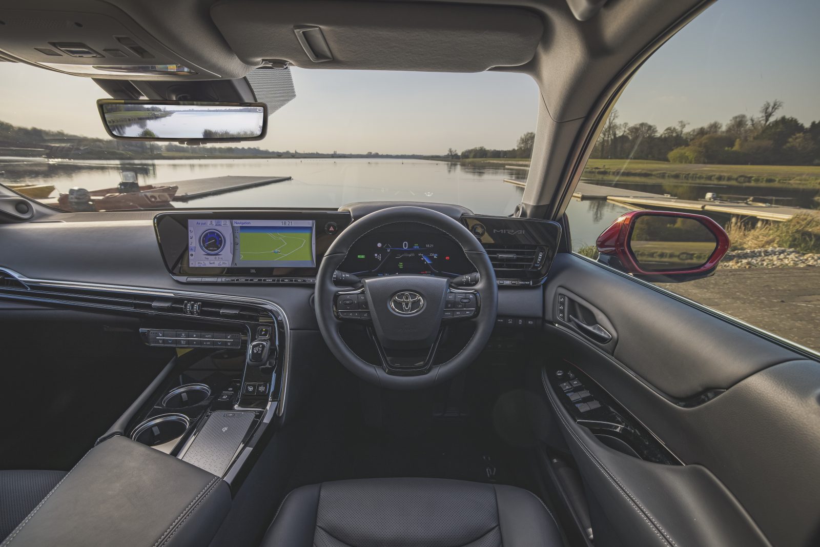 New Mirai: our next-gen hydrogen fuel cell car - Toyota UK Magazine