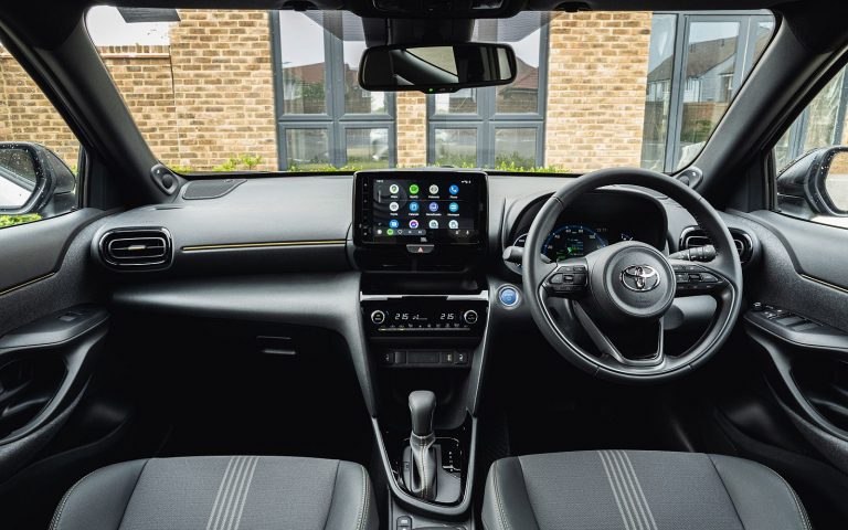 What is Toyota Smart Connect? - Toyota UK Magazine