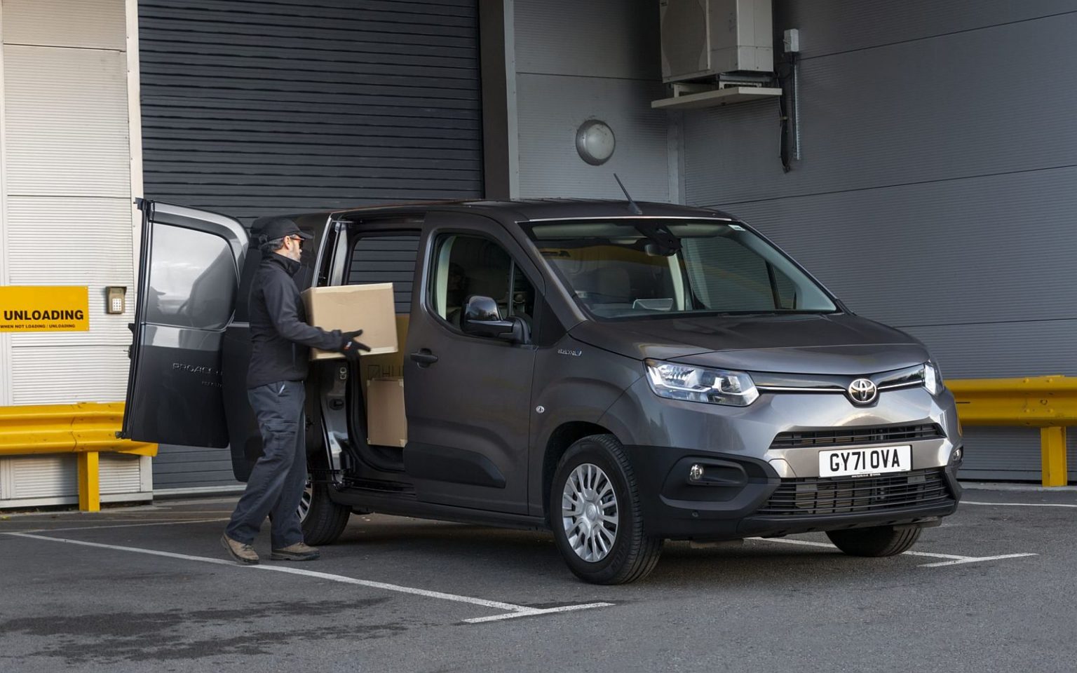 Proace City Electric reviews: what the press says - Toyota UK Magazine