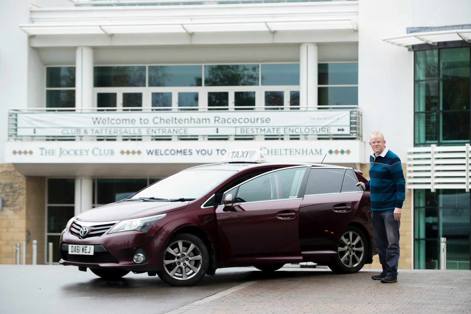 Toyota People: the 400,000 mile Avensis estate taxi - Toyota UK Magazine