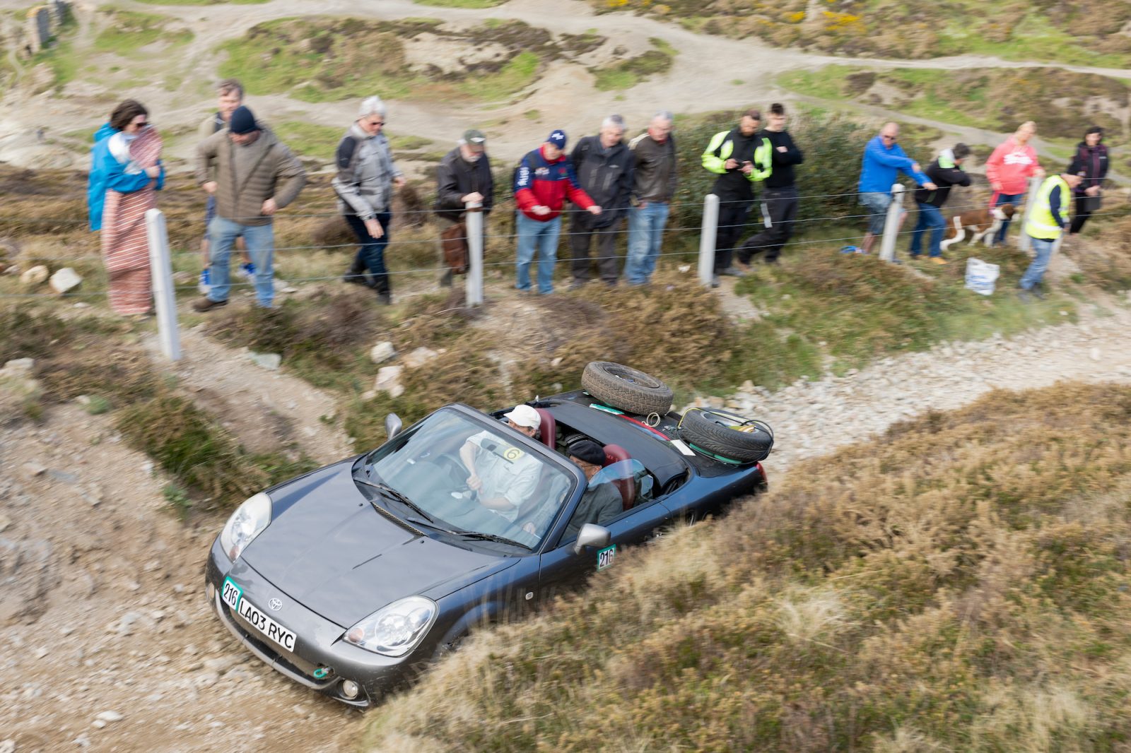 Off-road MR2s tackle Land’s End Trial - Toyota UK Magazine