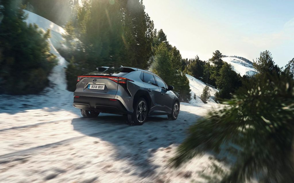 How to use the Toyota Touch and Touch & Go multimedia systems - Toyota ...