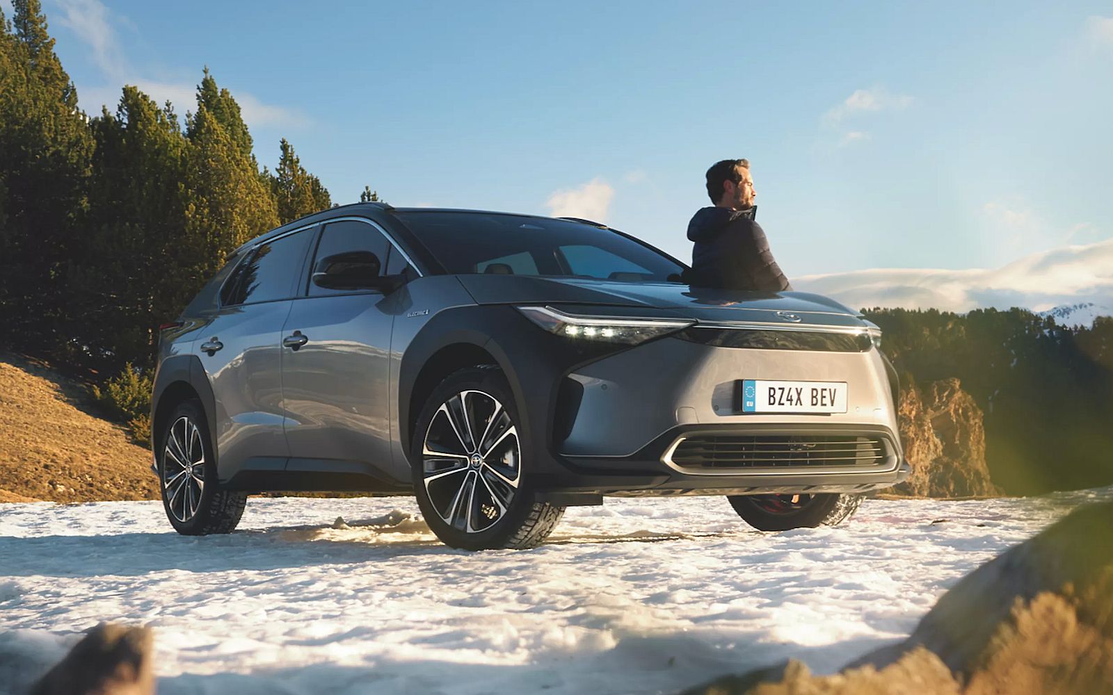 Winter driving: our top tips show you how - Toyota UK Magazine
