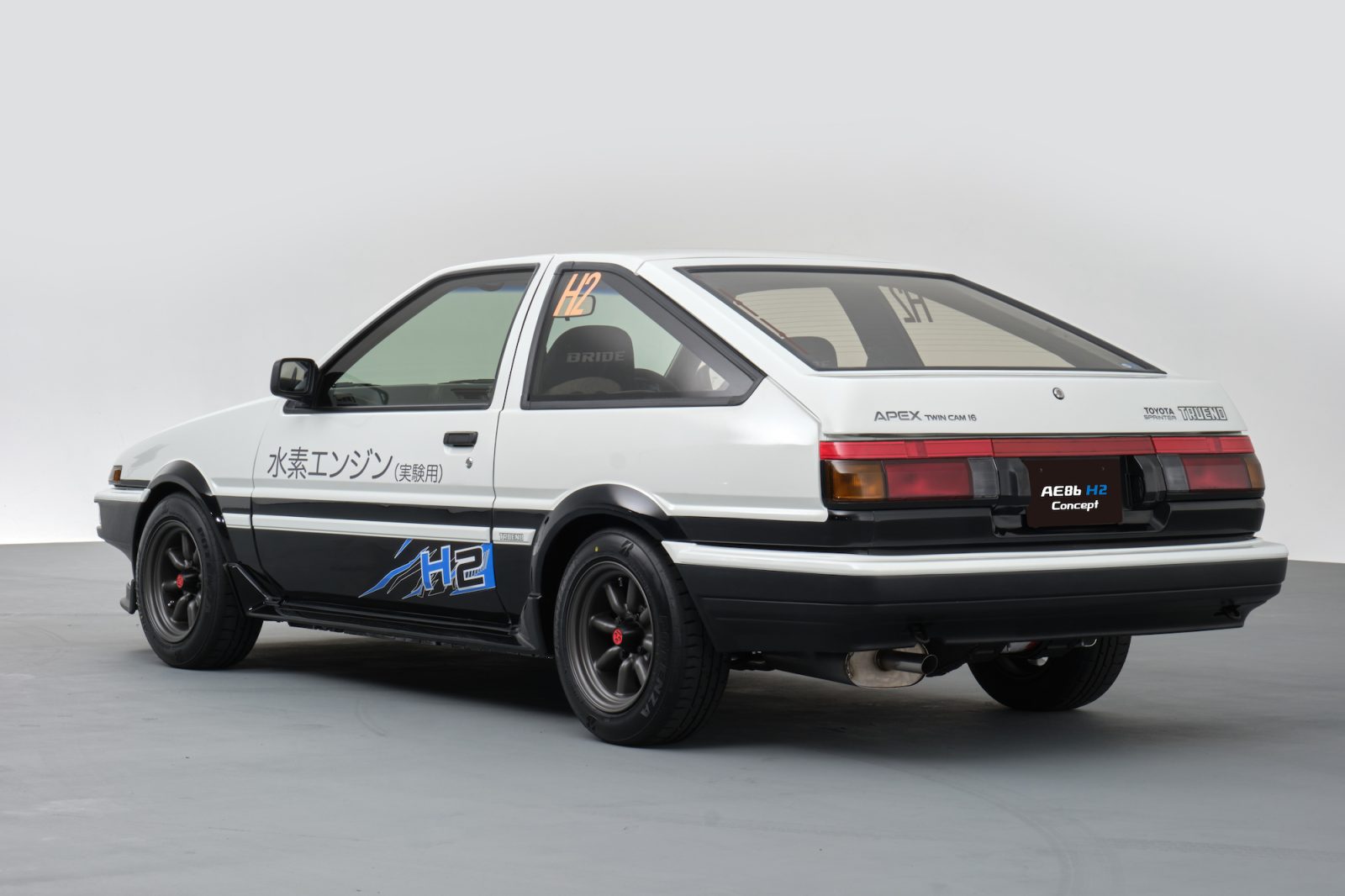 Restomod AE86 pair revealed at Tokyo Auto Salon - Toyota UK Magazine