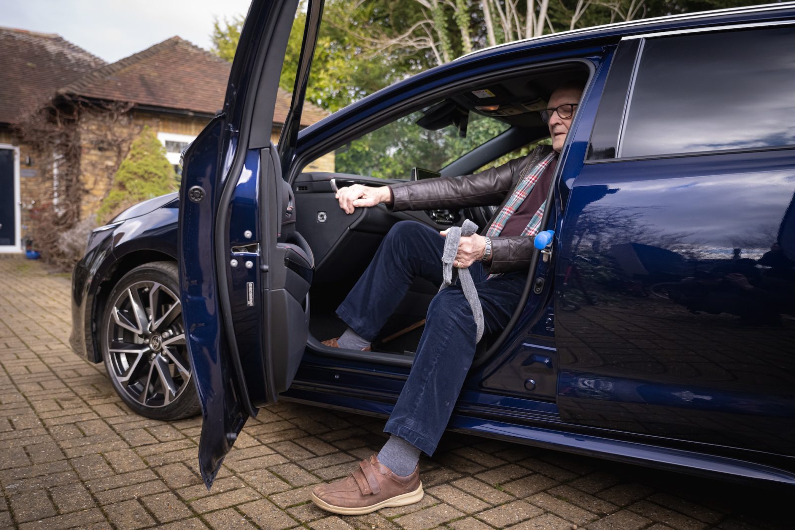 Royal College of Occupational Therapists: car mobility tips - Toyota UK ...