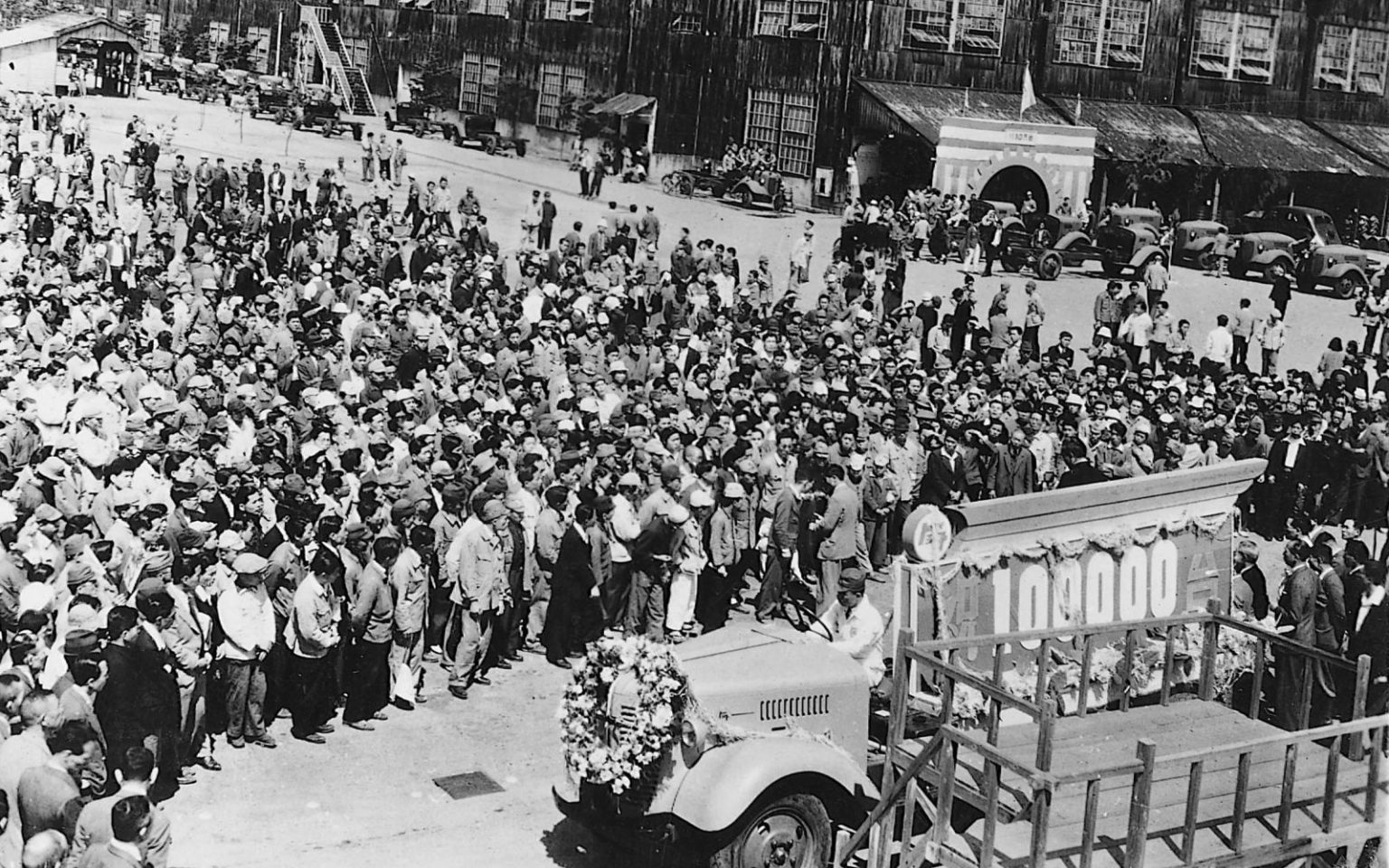 Toyota history: from loom to vroom - Toyota UK Magazine