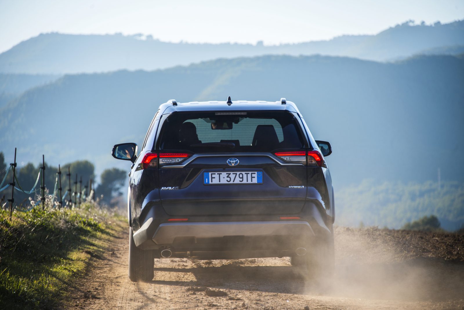 2019 Toyota RAV4 review: what the press say - Toyota UK Magazine