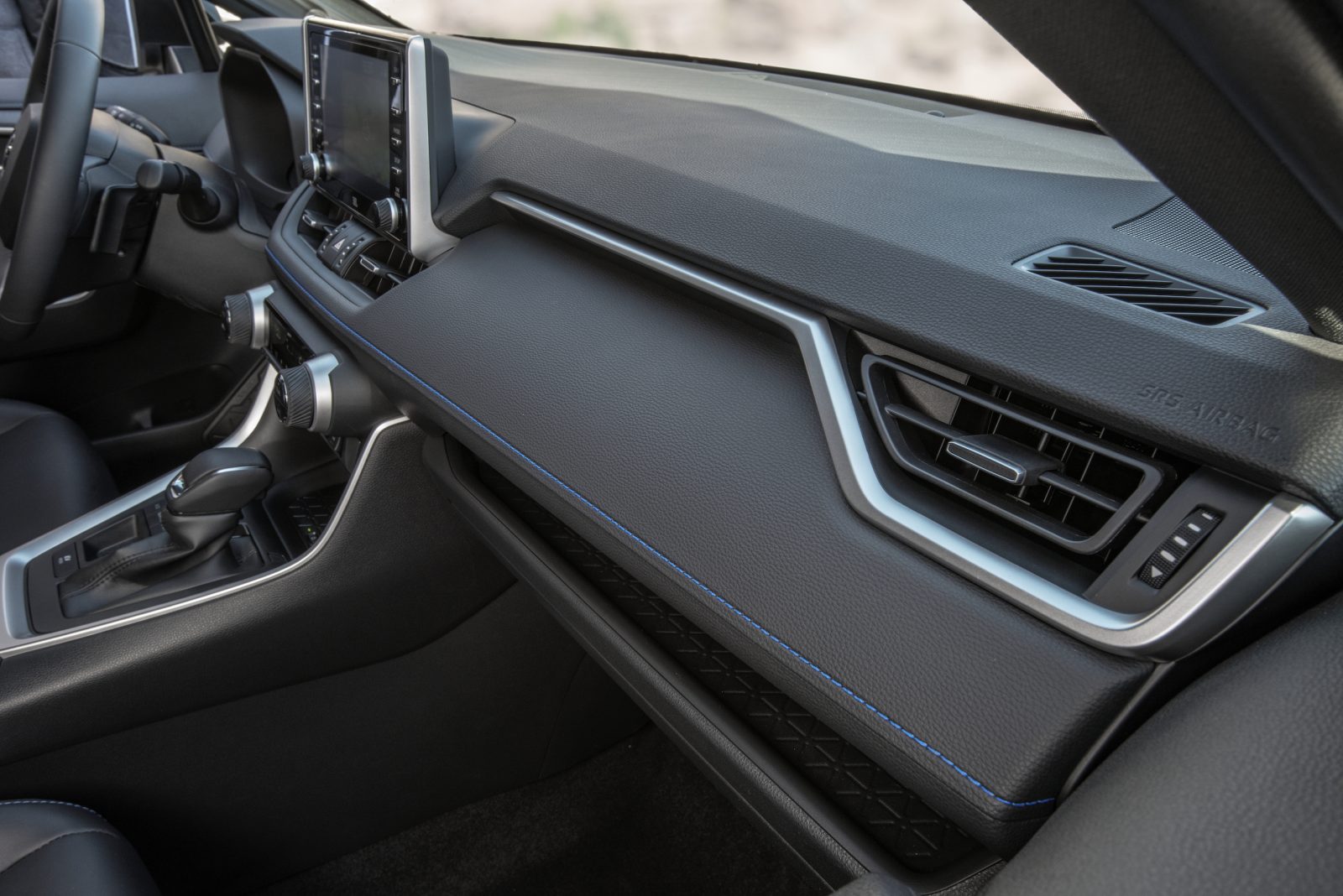 2019 Toyota RAV4 Hybrid: trailblazing SUV redesigned - Toyota UK Magazine