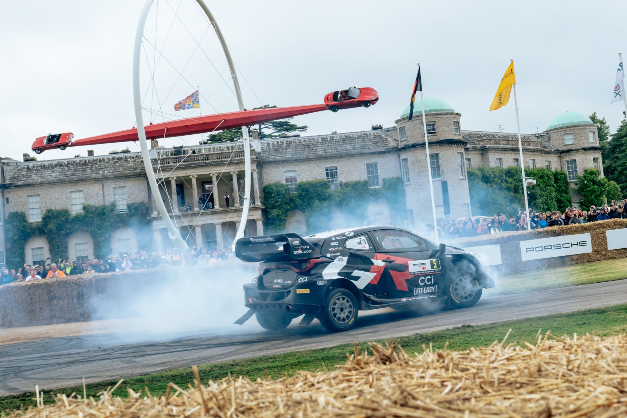 Hydrogen Hilux: British-built prototypes reach final development phase ...