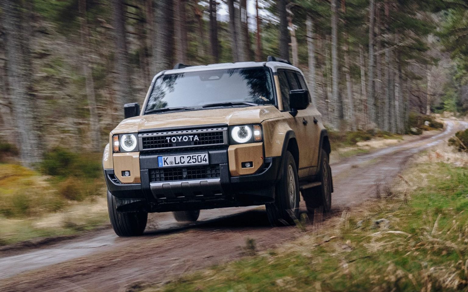 Toyota awards 2024: praise for our cars and people - Toyota UK Magazine