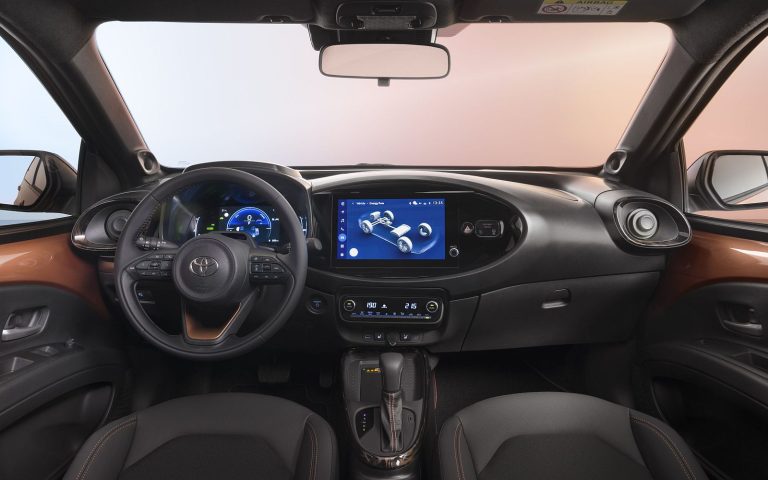 Introducing the new Toyota Aygo X Hybrid - Toyota UK Magazine