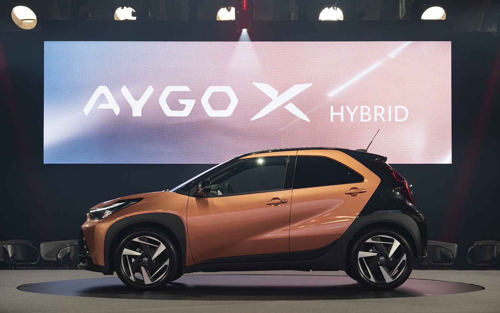 Introducing the new Toyota Aygo X Hybrid - Toyota UK Magazine