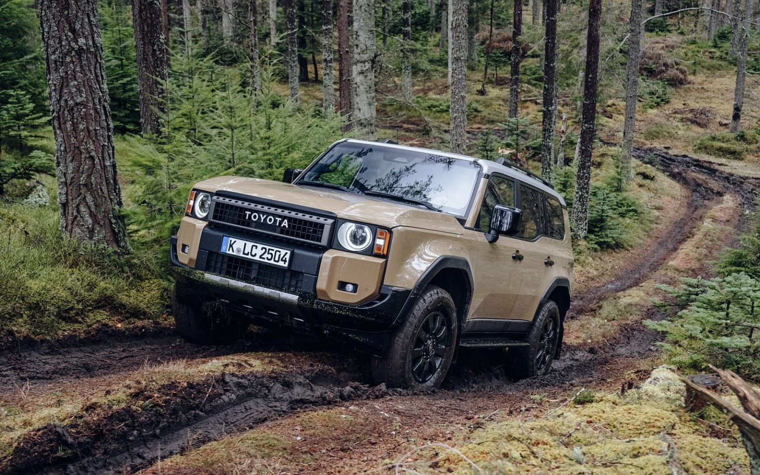 True MPG heroes: Yaris and Yaris Cross - Toyota UK Magazine